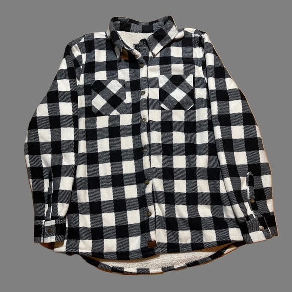 Modern Canvas | Tops | Cozy Cabin Vibes Modern Canvas Sherpalined ...